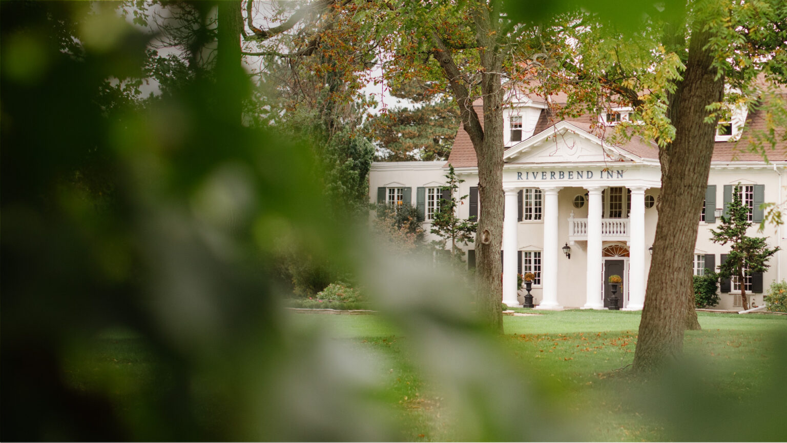 Riverbend Inn & Vineyard - Riverbend Inn