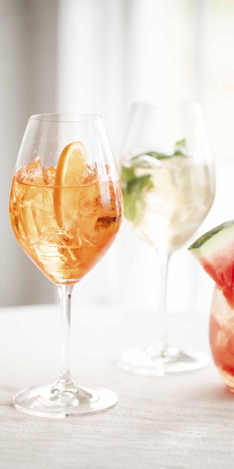 DINE | Oaklands Restaurant | Ansley Sparkling Terrace | Riverbend Inn ...